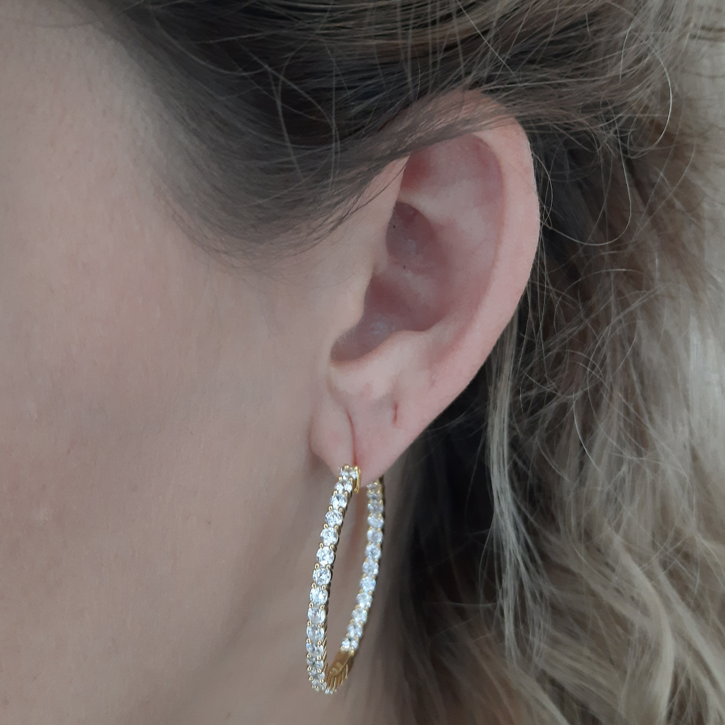 Dangling Round Diamond Hoops set in 14k Gold(2.80ct TW)-1.5” — Diamond ...